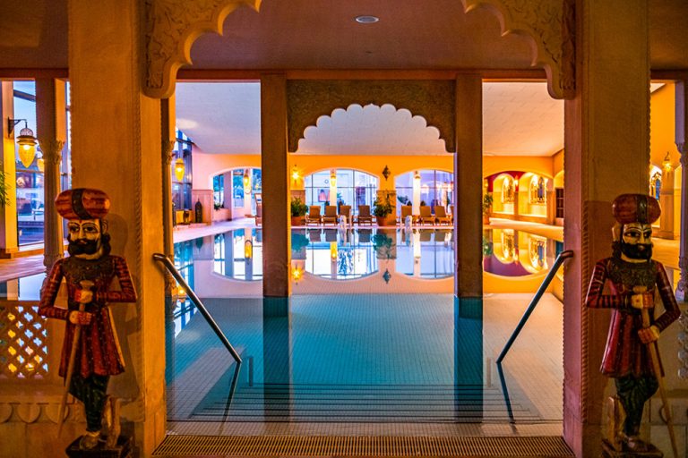 Welten verbinden – in der Mitte Europas. Interview mit Oliver Mathée, Geschäftsführer Mediterana ...